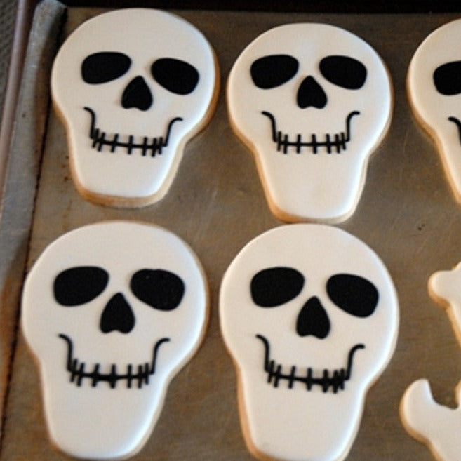 Skull Stencil and Cookie Cutter for Halloween Themed Cookies ...